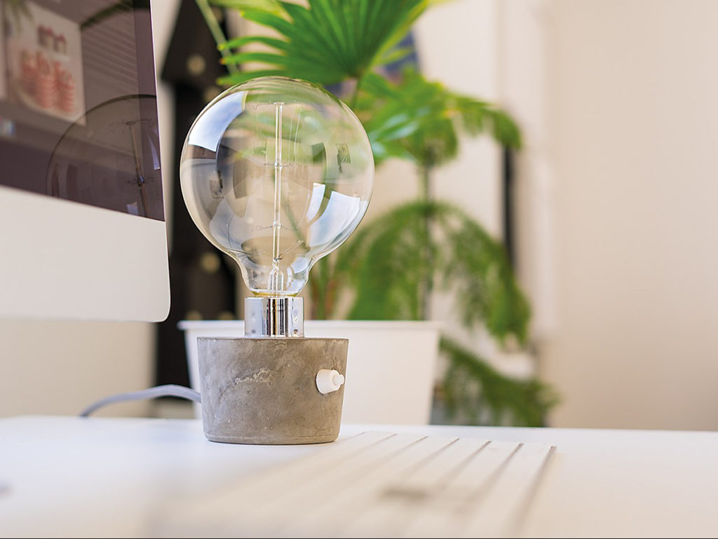 Minimalistische Betonlampe - makajumy.de