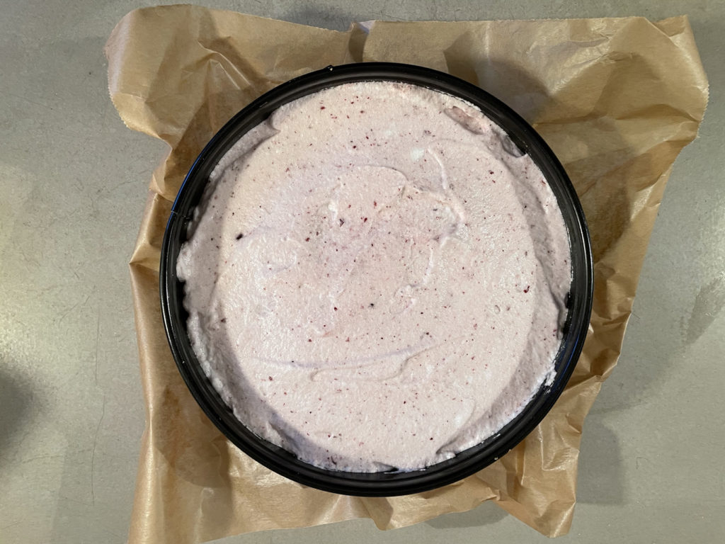 Verliebt in Apfeltorte mit Preiselbeer-Baiser - makajumy.de